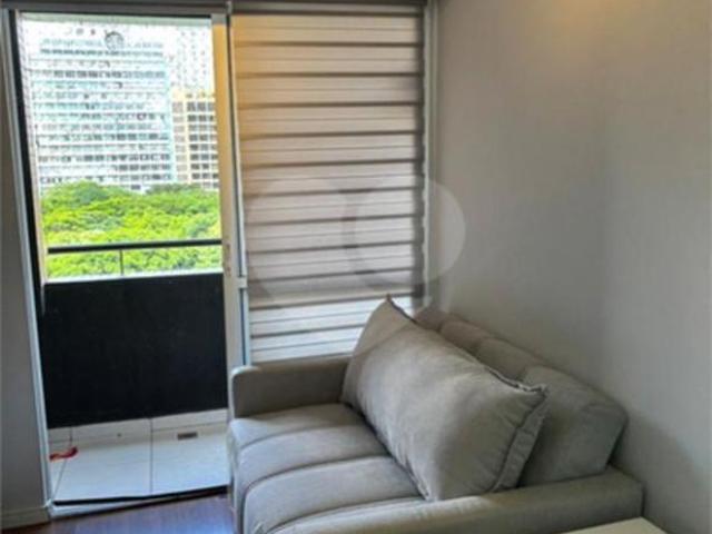 Apartamento à venda no Centro de Curitiba – ao lado da Praça Osório