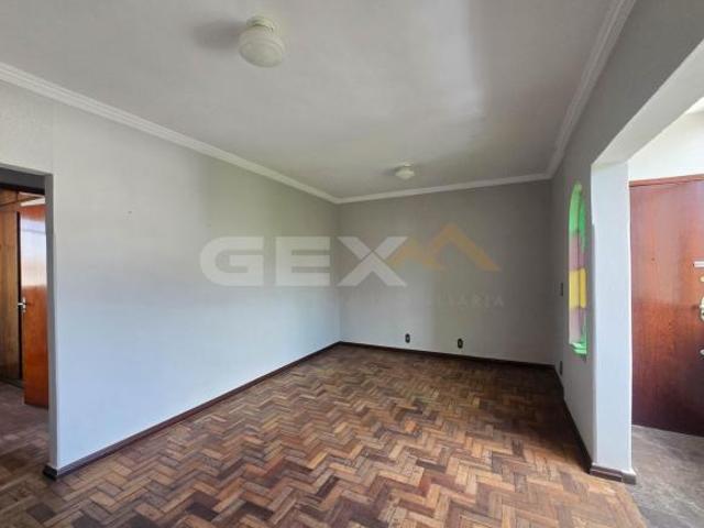 Apartamento à Venda no Centro de Divinópolis MG