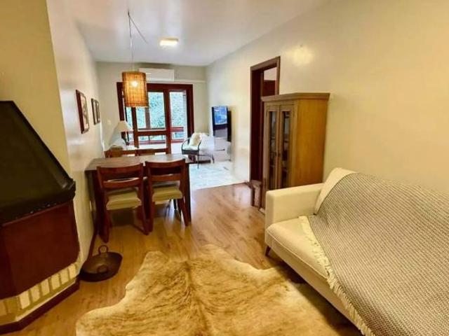APARTAMENTO MOBILIADO À VENDA PERTO DA RUA COBERTA