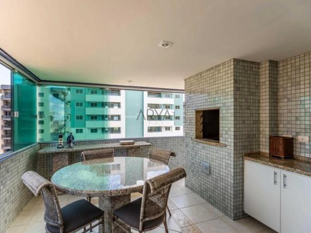 Apartamento à venda no Centro de Guaratuba ARYA1