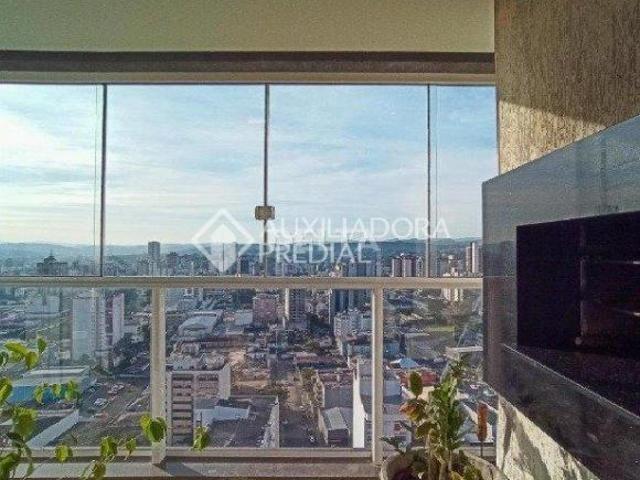 Apartamento à venda no Centro de Novo Hamburgo, andar alto!
