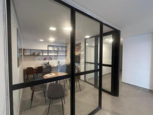 Apartamento à venda no Centro de Osasco SP: 2 quartos, 1 sala, 1 banheiro, 1 vaga, 38,00 m² de área