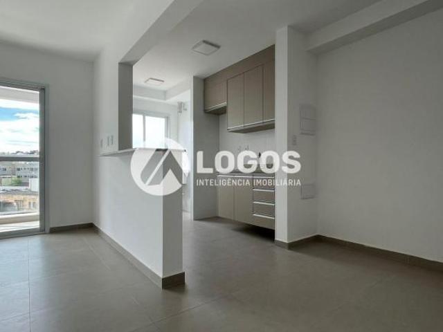 Apartamento à venda no centro de Passos