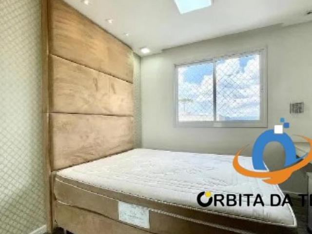 Apartamento à venda no Centro de Pinhais PR: 2 quartos, 1 suíte, 2 banheiros, 1 vaga, 78m² de área