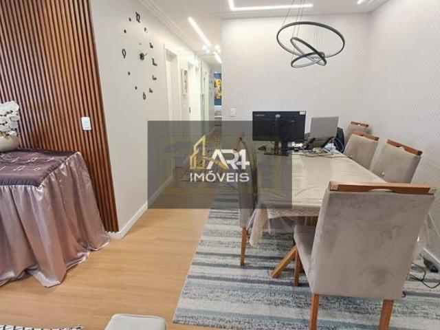 Apartamento à Venda no Centro de Pinhais/PR
