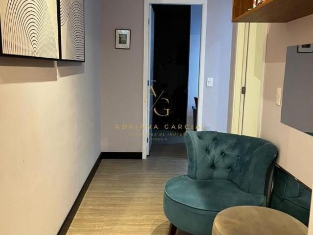 Apartamento à venda no Centro de São Bernardo do Campo SP: 2 quartos, 1 suíte, 1 sala, 1 vaga, 77m²!
