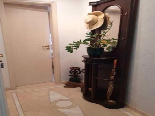 Apartamento à venda no Centro de Sorocaba SP: 3 quartos, 3 suítes, 4 banheiros, 3 vagas, 130m². Venh
