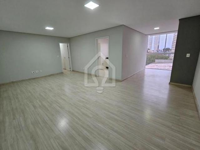 APARTAMENTO À VENDA NO CENTRO EDIFÍCIO FLORATTA DO SOL