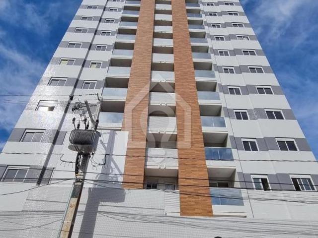 APARTAMENTO À VENDA NO CENTRO EDIFÍCIO PABLO VILARÓ