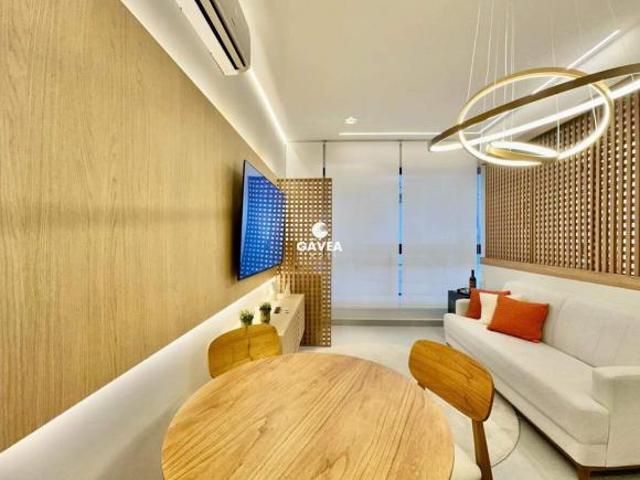 Apartamento à venda no Centro em São Vicente