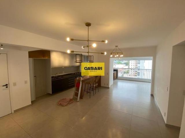 Apartamento à venda no Centro em Santo André com 3 suítes, Varanda gourmet e 2 vagas