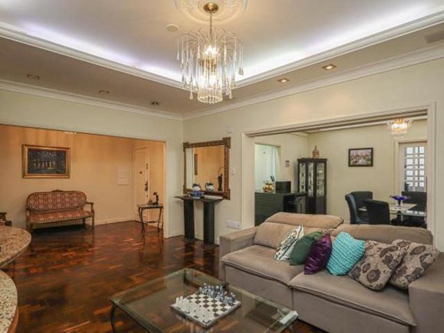Apartamento a venda no Centro Histórico
