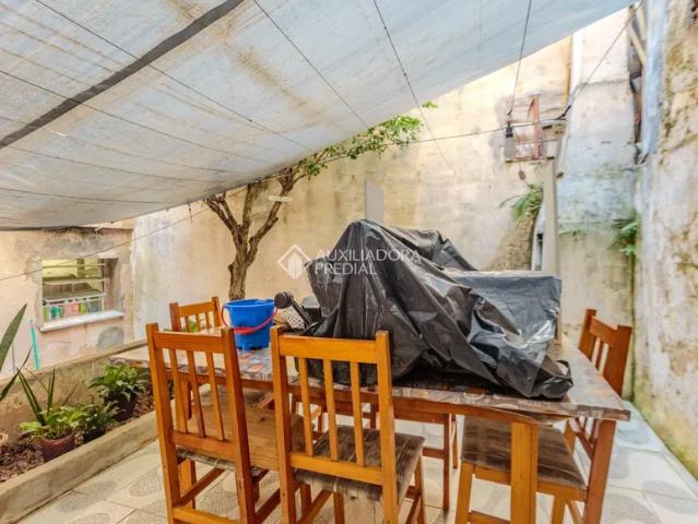 Apartamento à venda no Centro Histórico com 1 dormitório e 57 m² de área útil