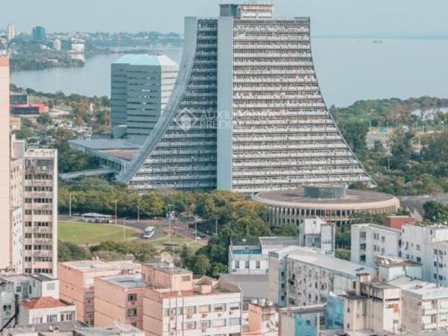 Apartamento à venda no Centro Histórico de Porto Alegre