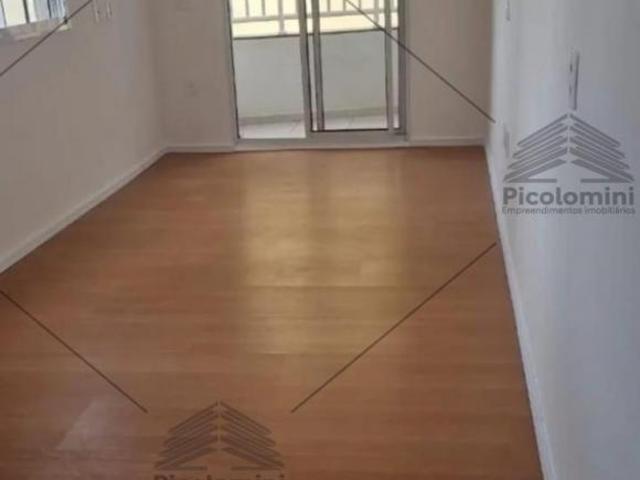 Apartamento à venda no Centro Metrô Santa Cecília, 1 quarto, 1 sala com sacada, 1 banheiro, 25,00m²