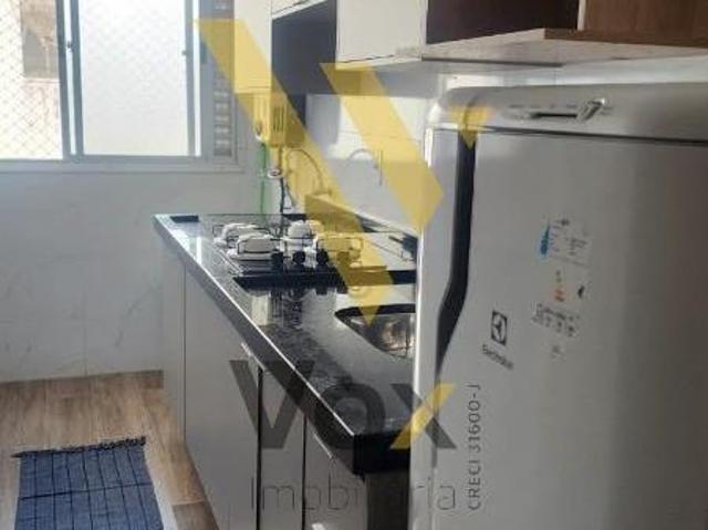 Apartamento à venda no Centro: Mobiliado, planejado na cozinha, 1 quarto, 1 sala, 1 banheiro com vag