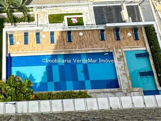 Apartamento À Venda no centro, Praia de Pitangueiras, Guarujá