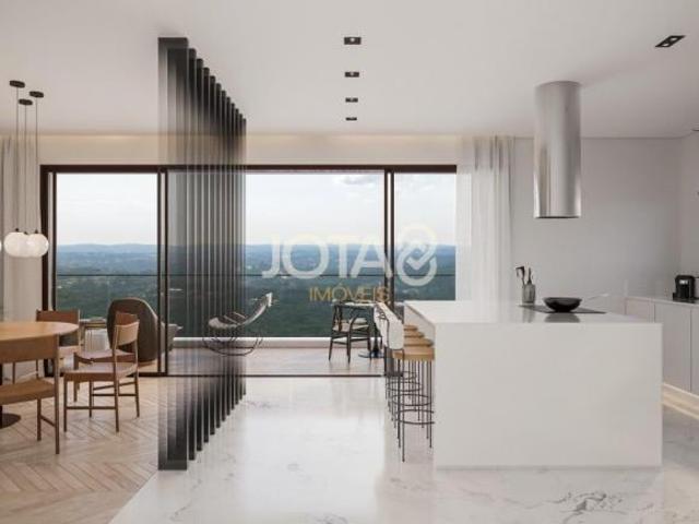 Apartamento à venda no Champagnat