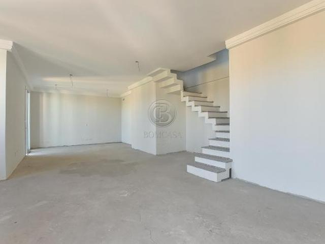 Apartamento à venda no Champagnat