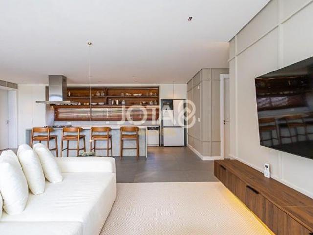 Apartamento à venda no Champagnat