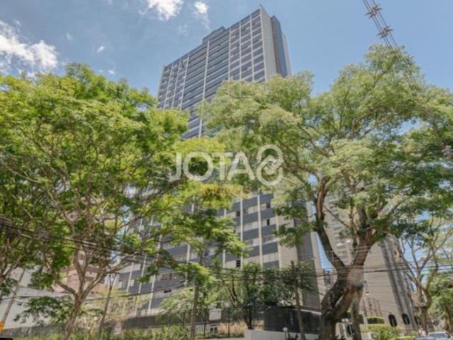 Apartamento à venda no Champagnat