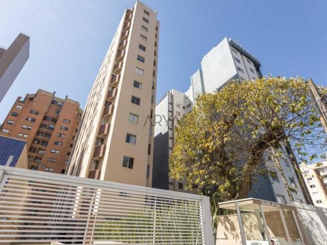 Apartamento à venda no Champagnat ARYA1