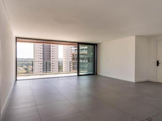 Apartamento à venda no Champagnat ARYA1