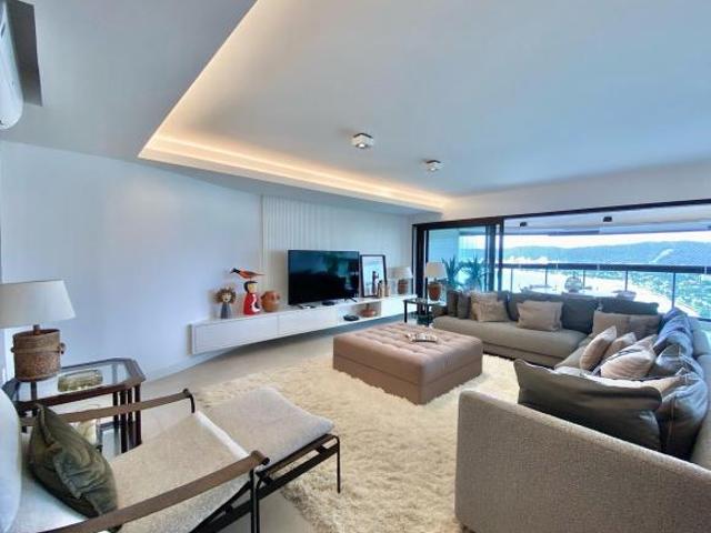 Apartamento à Venda no Club Náutica Tortugas na Enseada no Guarujá | QVista I.