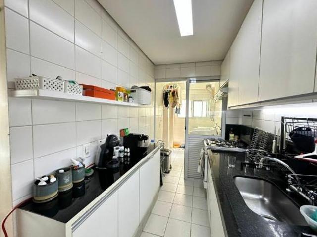 APARTAMENTO A VENDA NO COLINA SAO FRANCISCO COM 3 DORMITORIOS FL33