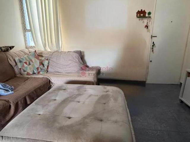 APARTAMENTO À VENDA NO CONDOMÍNIO CHÁCARA DAS FLORES I JUNDIAÍ/SP