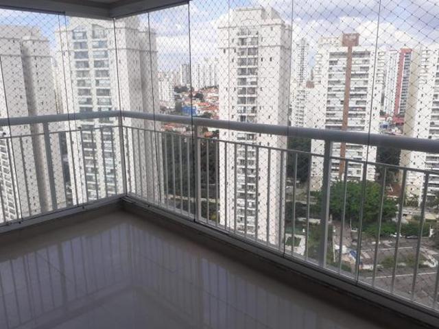 Apartamento a venda no Condomínio Clube Family Santana