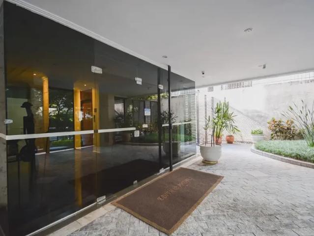 Apartamento à Venda no Condomínio Antibes em Santa Cecília São Paulo SP