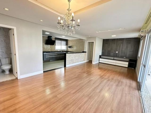 Apartamento á venda no Condomínio Andorinha 128 metros 4 Quartos 1 Suite FL34