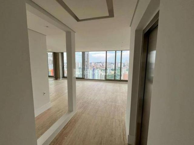 Apartamento à venda no Condomínio Bossa Nova – Cambuí, Campinas | 257 m², 3 suítes, 5 vagas
