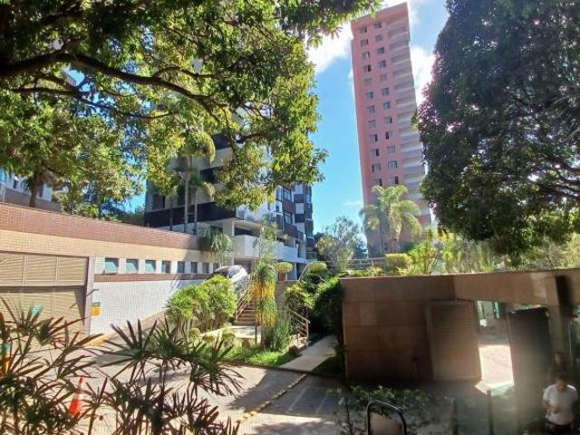 Apartamento à venda no Condomínio Bosque do Mosteiro, Luxemburgo