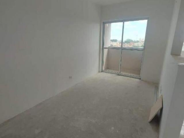 Apartamento à Venda no Condomínio Golden Star em Americana com 2 quartos 1 suíte e 1 vaga de garag