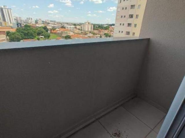 Apartamento à Venda no Condomínio Golden Star em Americana com 2 quartos 1 suíte e 2 vagas de gara