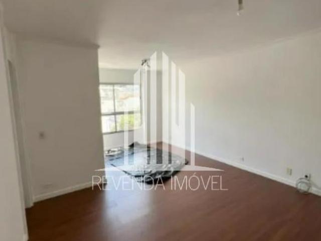 Apartamento à venda no Condomínio Guarapuava na Vila Pompéia, São Paulo SP: 2 quartos, 1 banheiro, 1