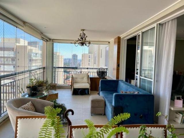 Apartamento à venda no Condomínio em Vila Mascote