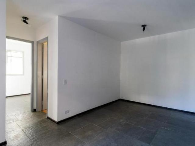 Apartamento a venda no condominio Ed. Marquês De Abrantes em São Paulo SP