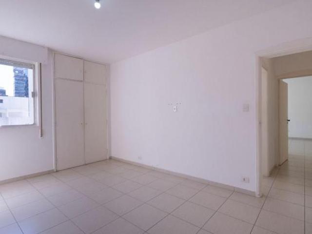 Apartamento à venda no Condomínio Edifício Araranguá no Paraíso em São Paulo – SP
