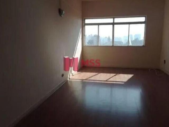 Apartamento à Venda no Condomínio Edifício Hila, Aclimação São Paulo