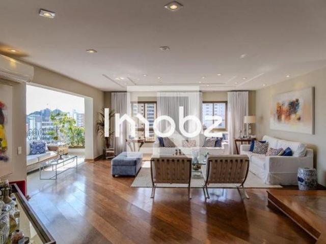 Apartamento à venda no Condomínio Edifício Ilha De Capri Rua Dom Paulo Pedrosa, 1242 São Paulo
