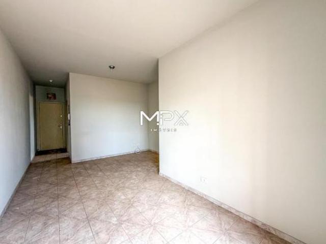 Apartamento à venda no Condomínio Edifício Lendinara em Piracicaba