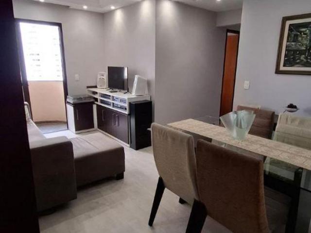 Apartamento à venda no Condomínio Edifício Monte Alto na Saúde em São Paulo SP