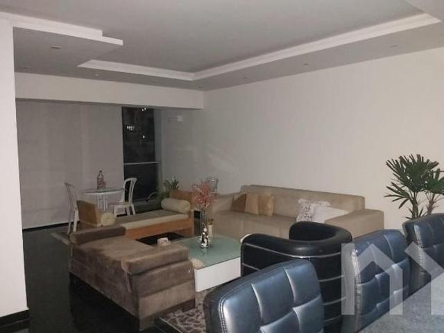 Apartamento à venda no Condomínio Edifício Maison Saint Paul Avenida Giovanni Gronchi, 4499 São