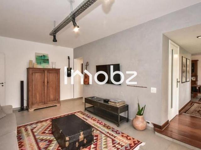 Apartamento à venda no Condomínio Edifício Marques Paranaguá Rua Camillo Nader, 36 São Paulo S