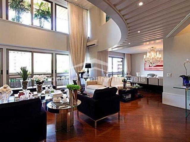 Apartamento à venda no Condomínio Edifício Plaza Beethoven, com 4 suítes, no charmoso Cambuí Camp