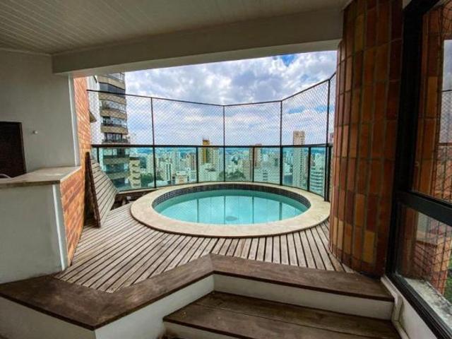Apartamento à venda no Condomínio Edifício Tivoli Park