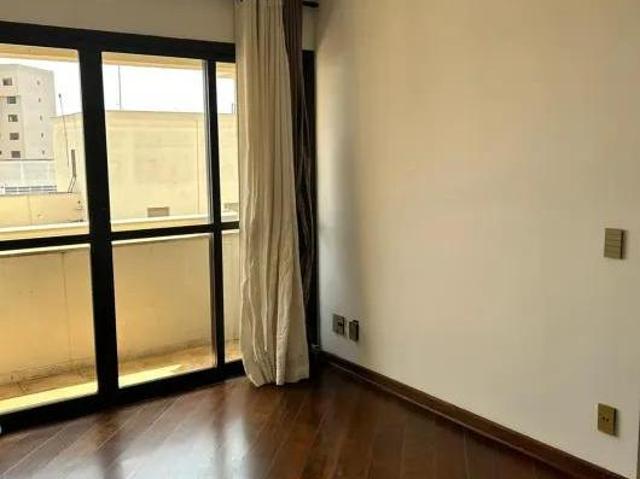 Apartamento à venda no Condomínio Edifício Village no Alphaville em Barueri SP